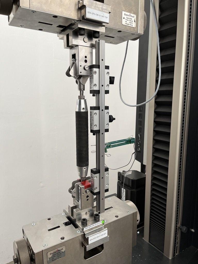 Space Structures GmbH . Supplier of struts and booms